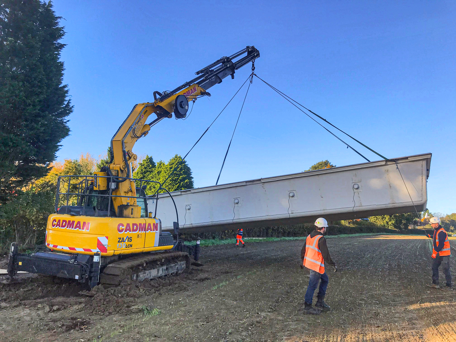 Mini Crawler Crane Hire | All Terrain, Outdoor & Indoor Crane