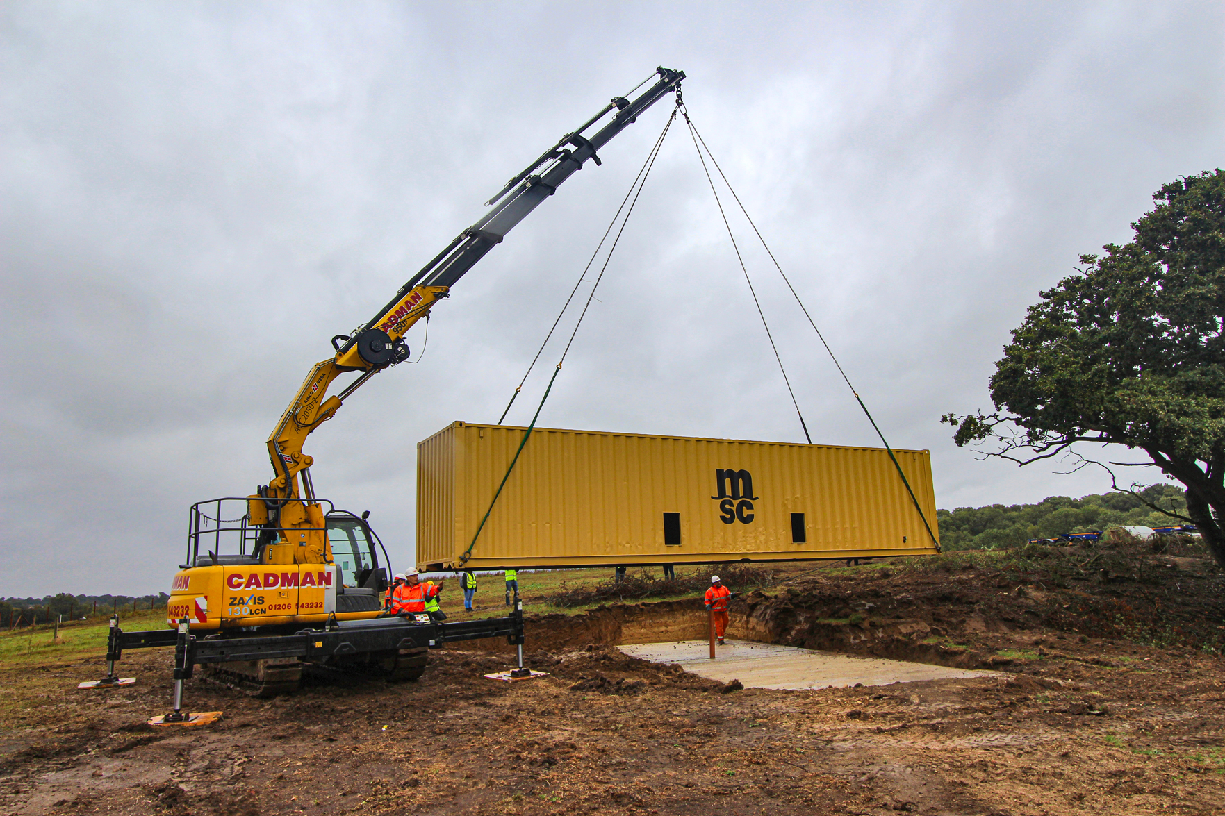 Mini Crawler Crane Hire | All Terrain, Outdoor & Indoor Crane
