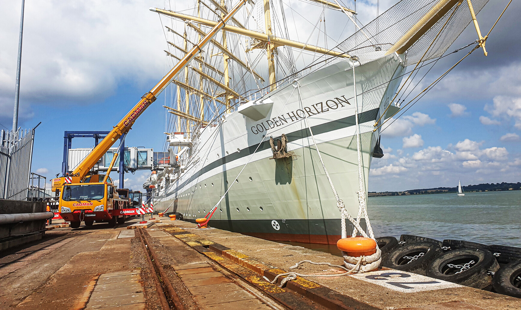 Marine Crane Hire | Port Crane | Boat Crane | East Anglia
