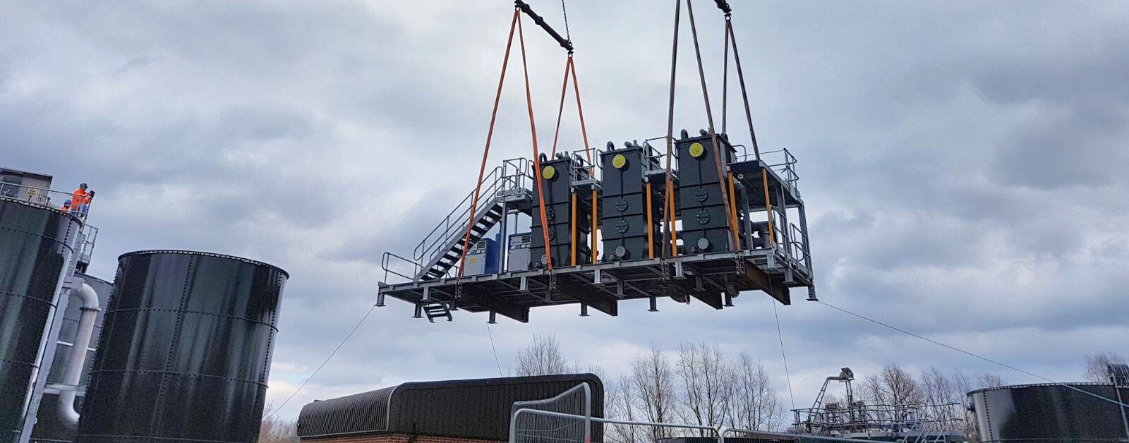 Heavy Machinery Moving Specialists | Heavy Lifting Services | Cadman Cranes