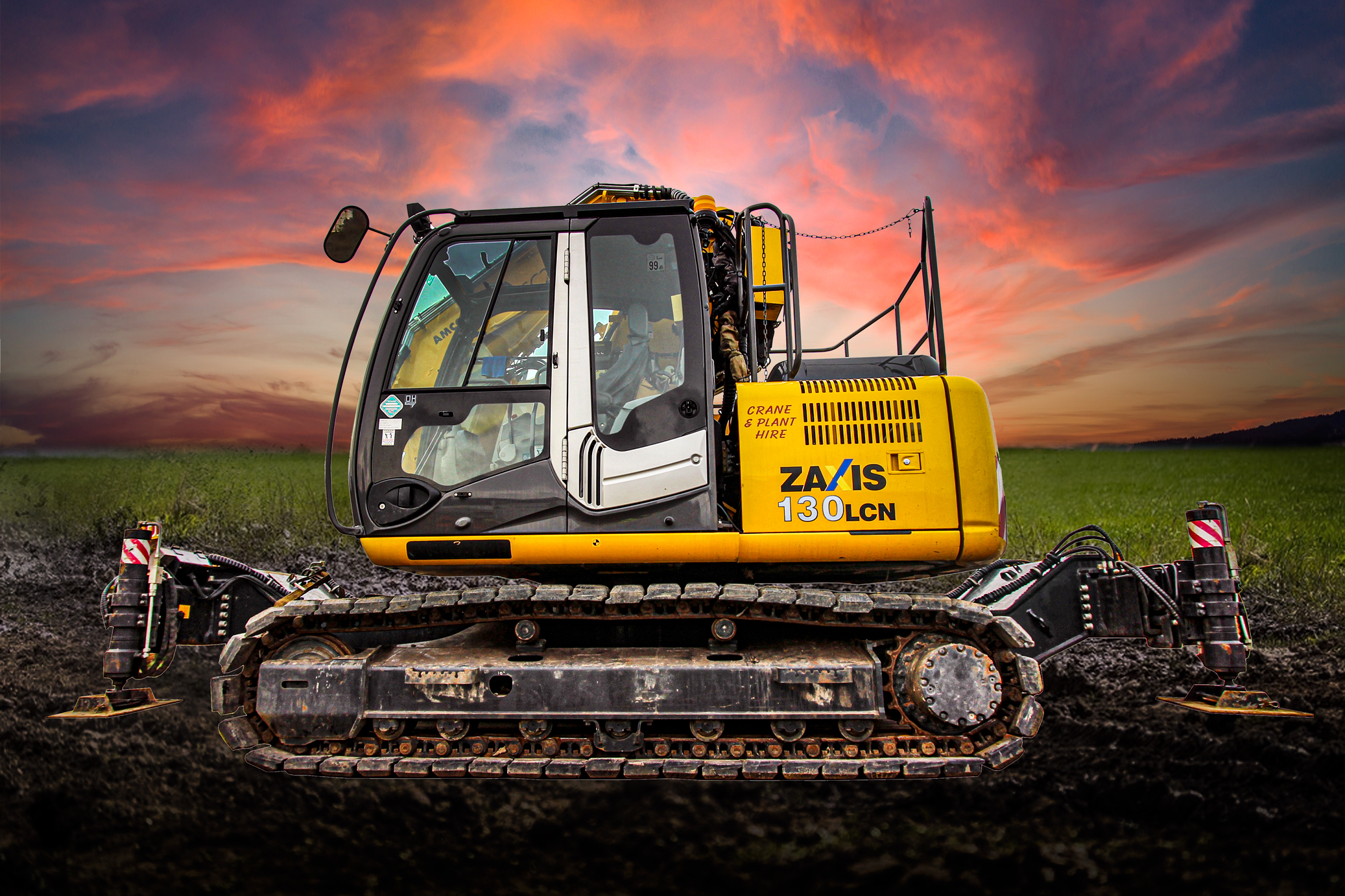 Mini Crawler Crane Hire | All Terrain, Outdoor & Indoor Crane