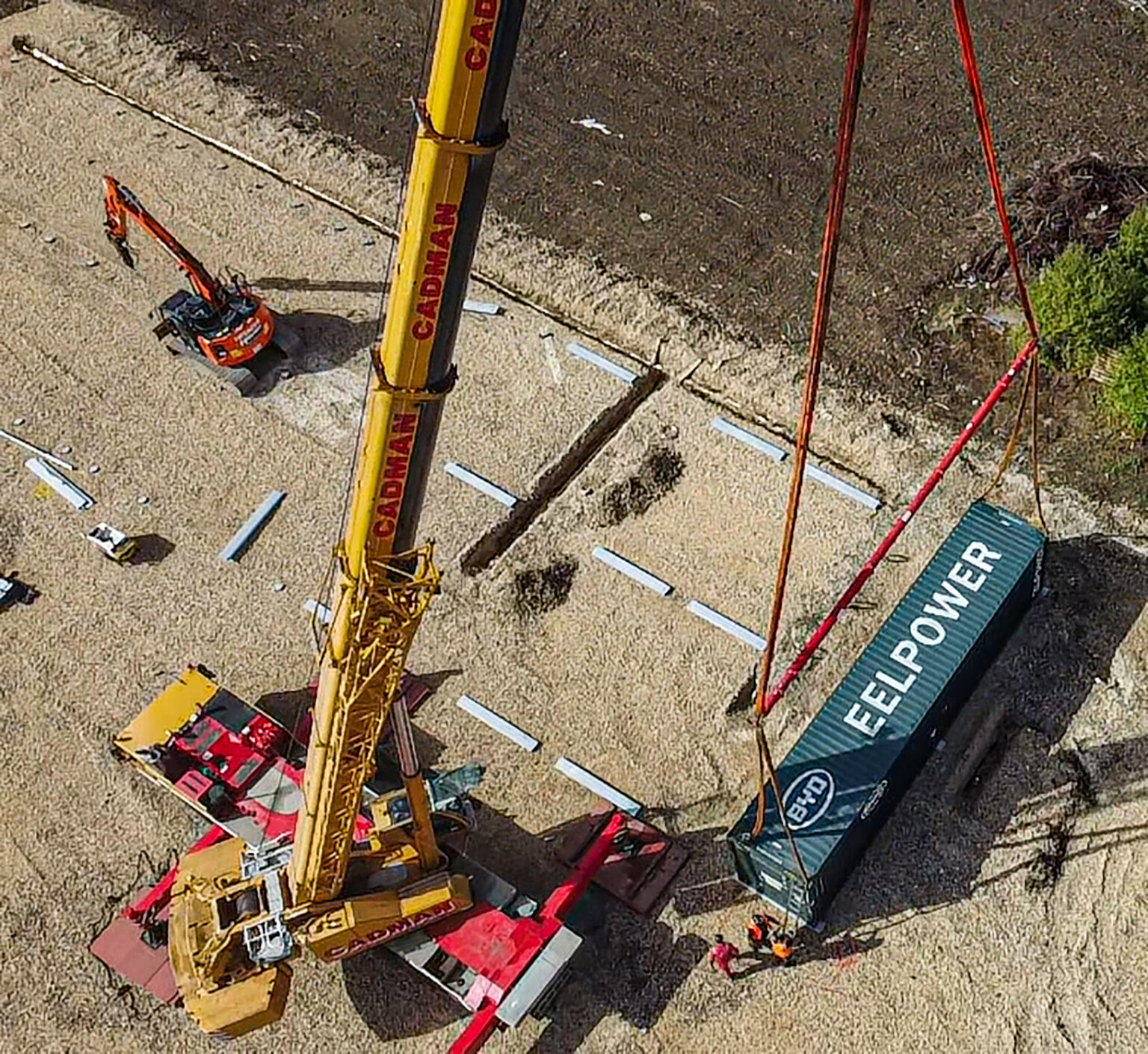 Specialist Lifting Equipment UK | Special Lifting Services | Cadman Cranes