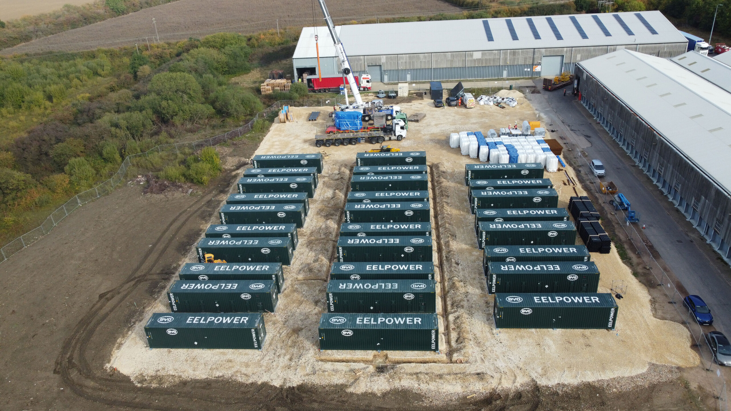 Mobile Crane Installs Battery Storage in Halesworth | News | Cadman