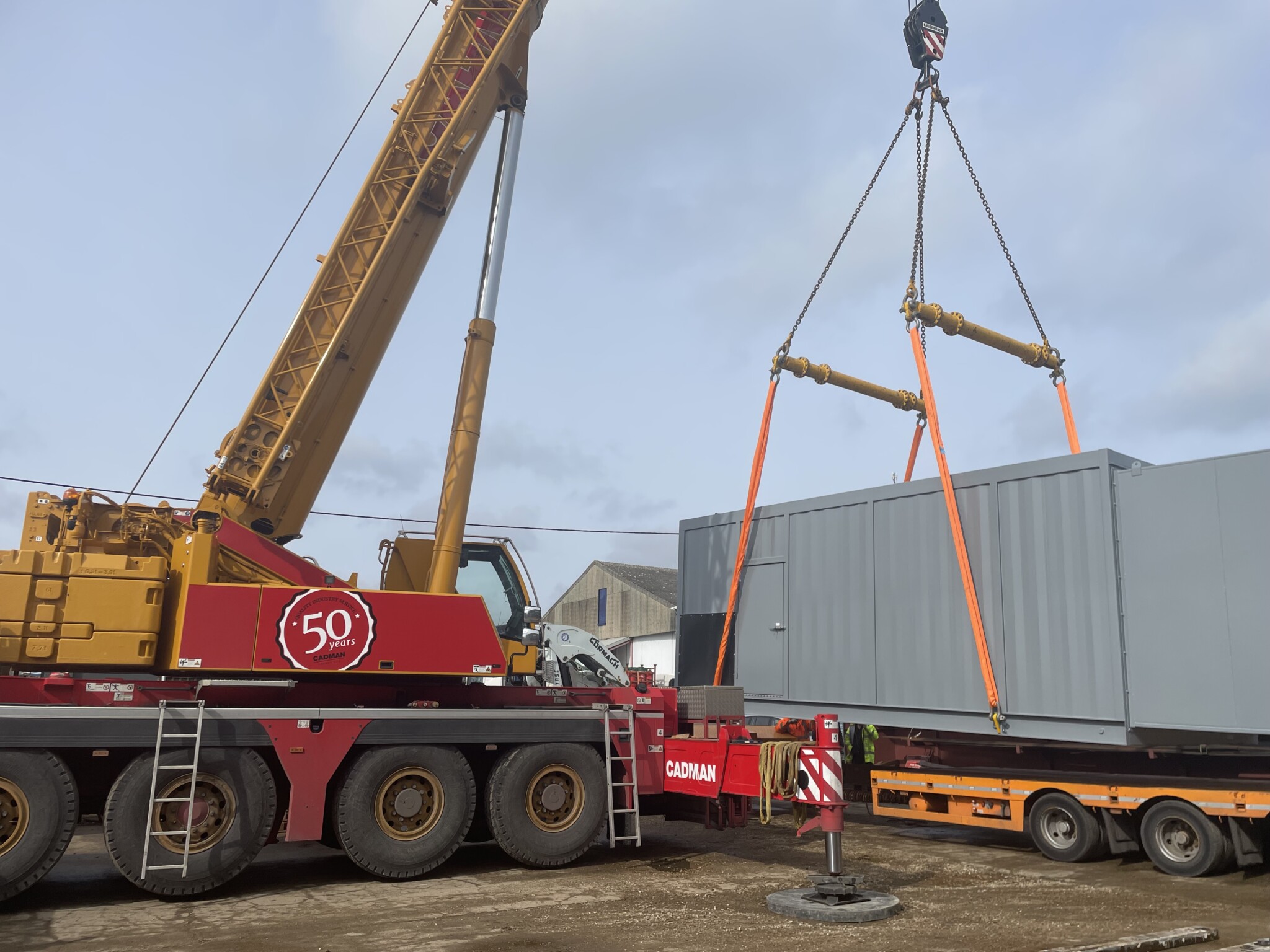 Contract Lifting Project - Acoustic Container Specialists | Cadman